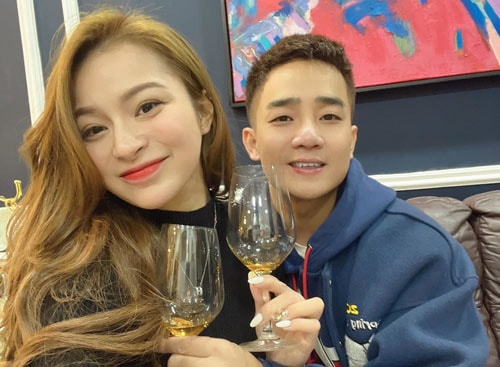 Vợ "Nam Tào" Đỗ Duy Nam: Có lúc vừa chăm con vừa khóc